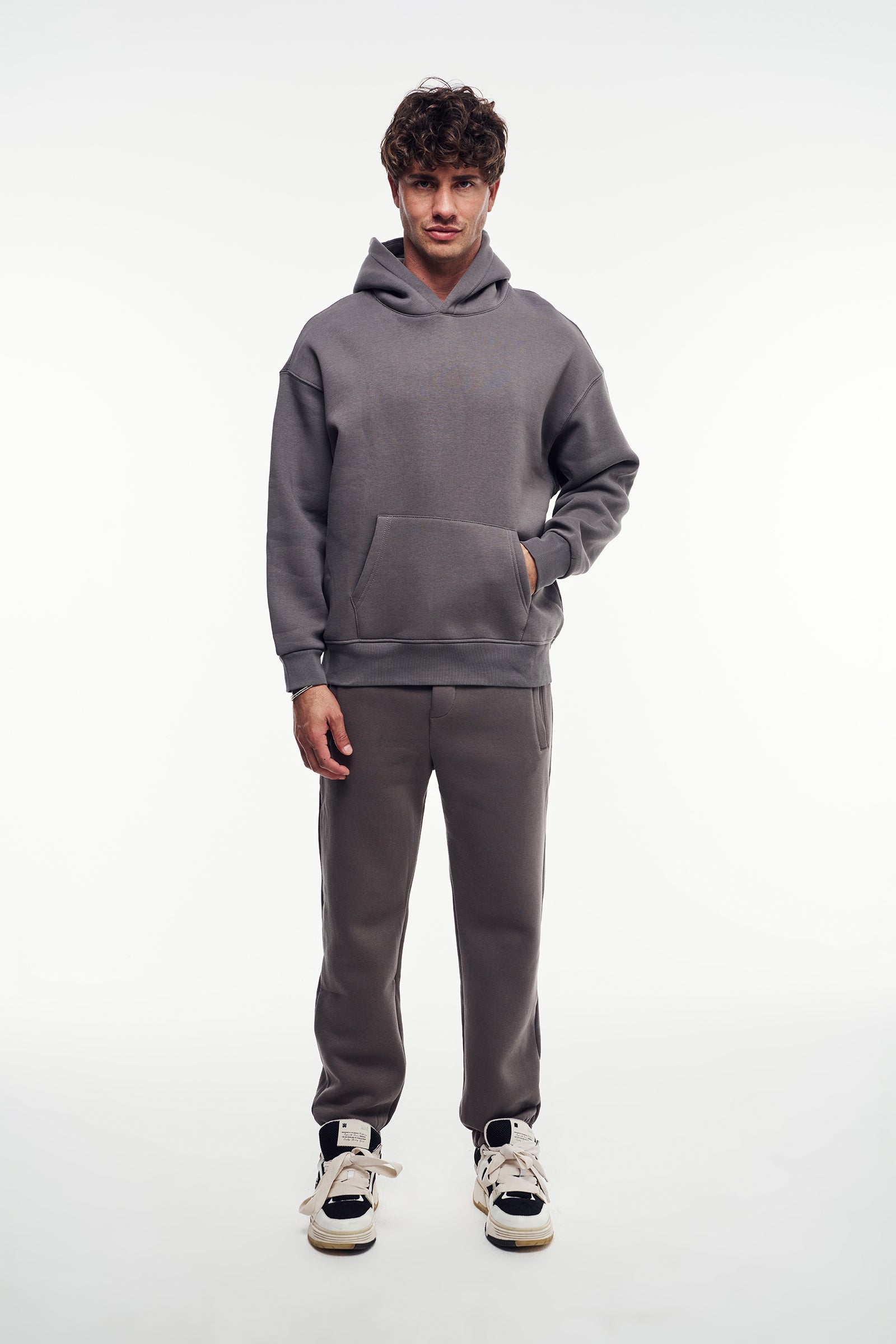 Basic Kanguru Cep Kapüşonlu Sweatshirt – 2512clothing